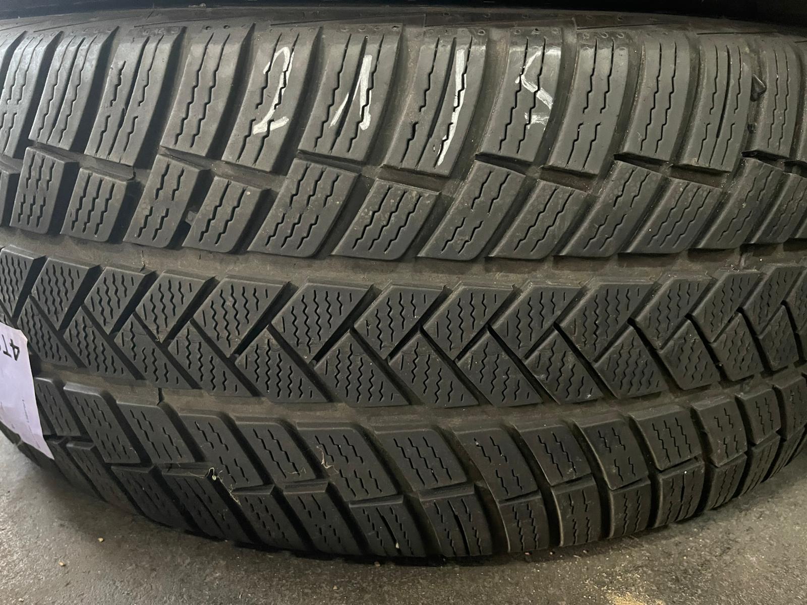 Wunderbar 255 50 R19 Winterreifen Bild